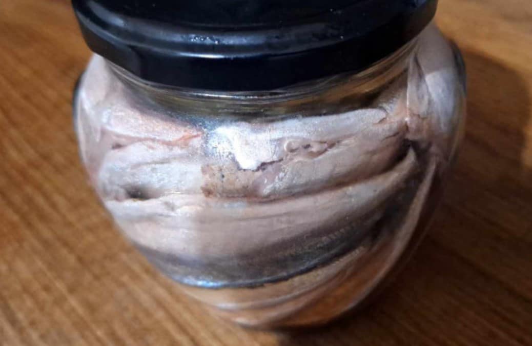 Вкусен маринован сафрид директно от морето